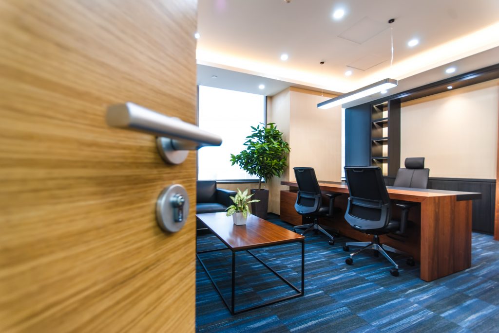 Vaastu For Workplace : 5 Tips For Better Workplace Balance